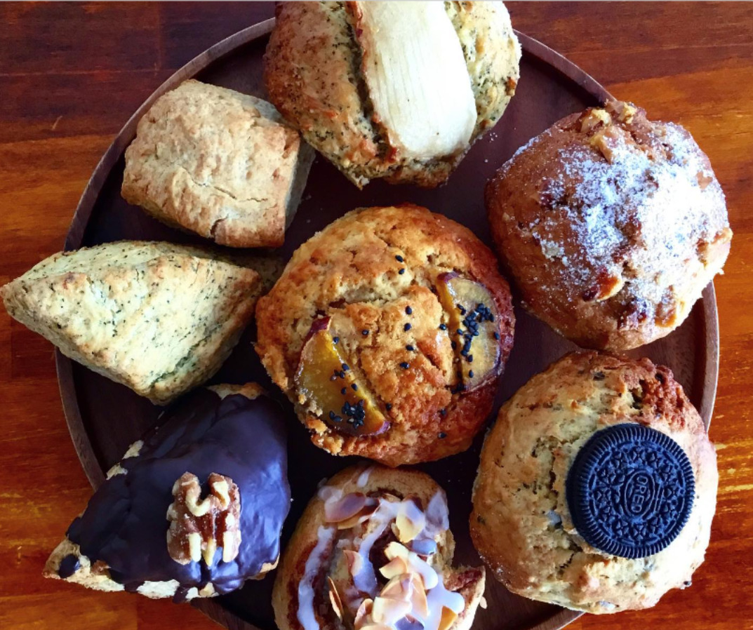 【ansisi coffee(アンシシコーヒー)】独創的なスイーツのとりこ！推しスイーツのリピーターも増加中｜垂水区天ノ下町 | たるみドア