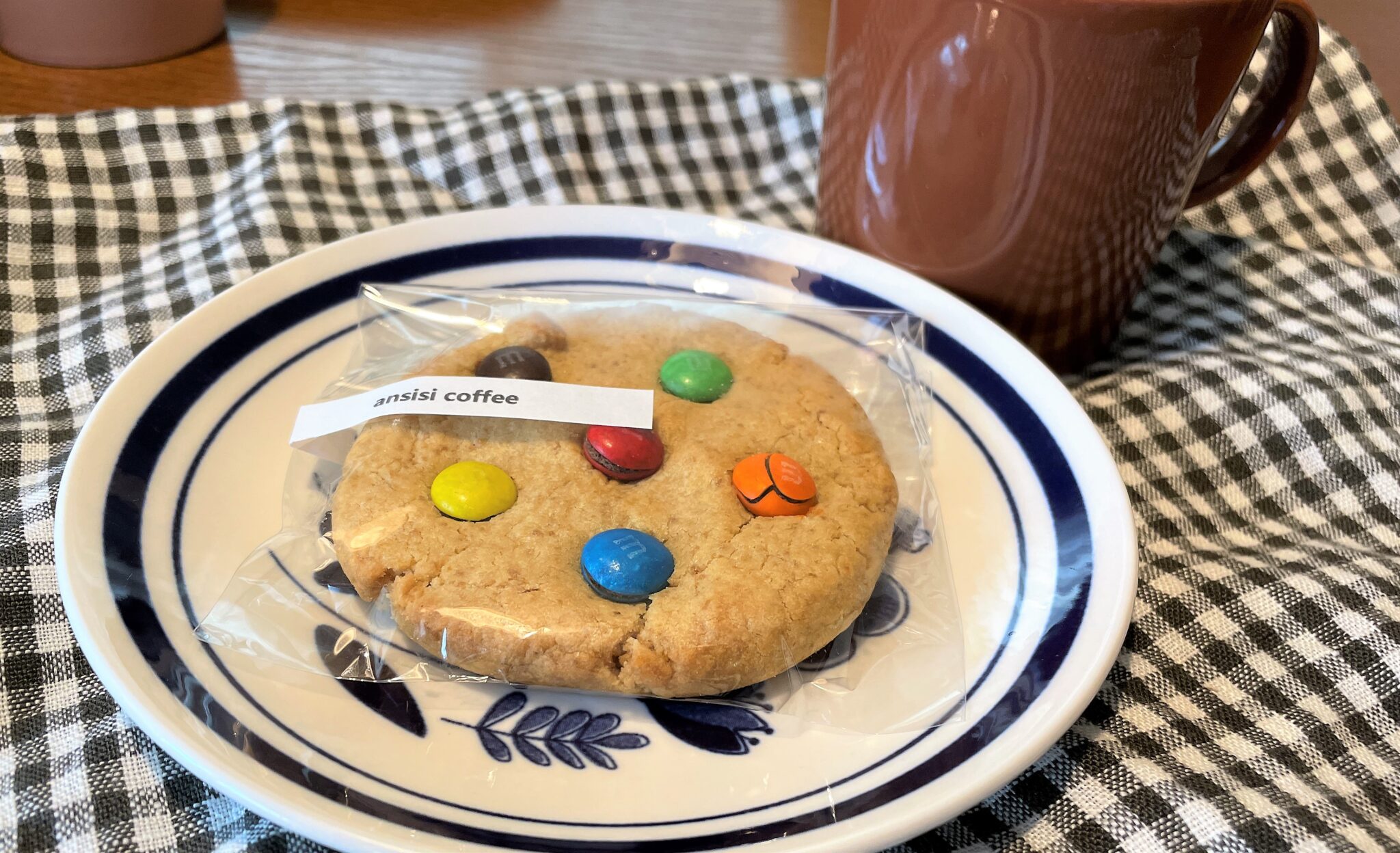 【ansisi coffee(アンシシコーヒー)】独創的なスイーツのとりこ！推しスイーツのリピーターも増加中｜垂水区天ノ下町 | たるみドア