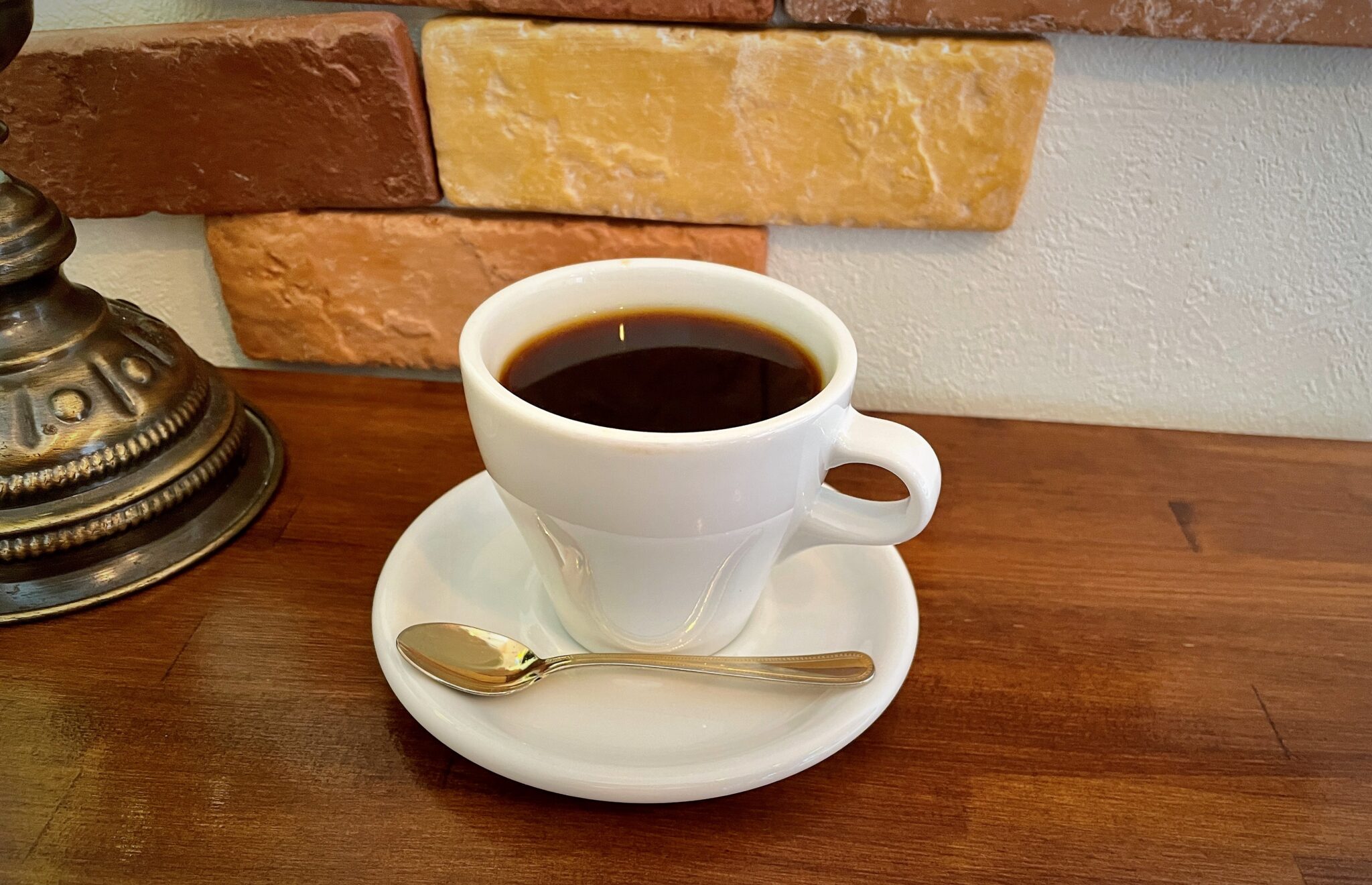 【ansisi coffee(アンシシコーヒー)】独創的なスイーツのとりこ！推しスイーツのリピーターも増加中｜垂水区天ノ下町 | たるみドア